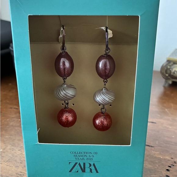 Zara | Jewelry | Zara Teal And White Product Label | Poshmark